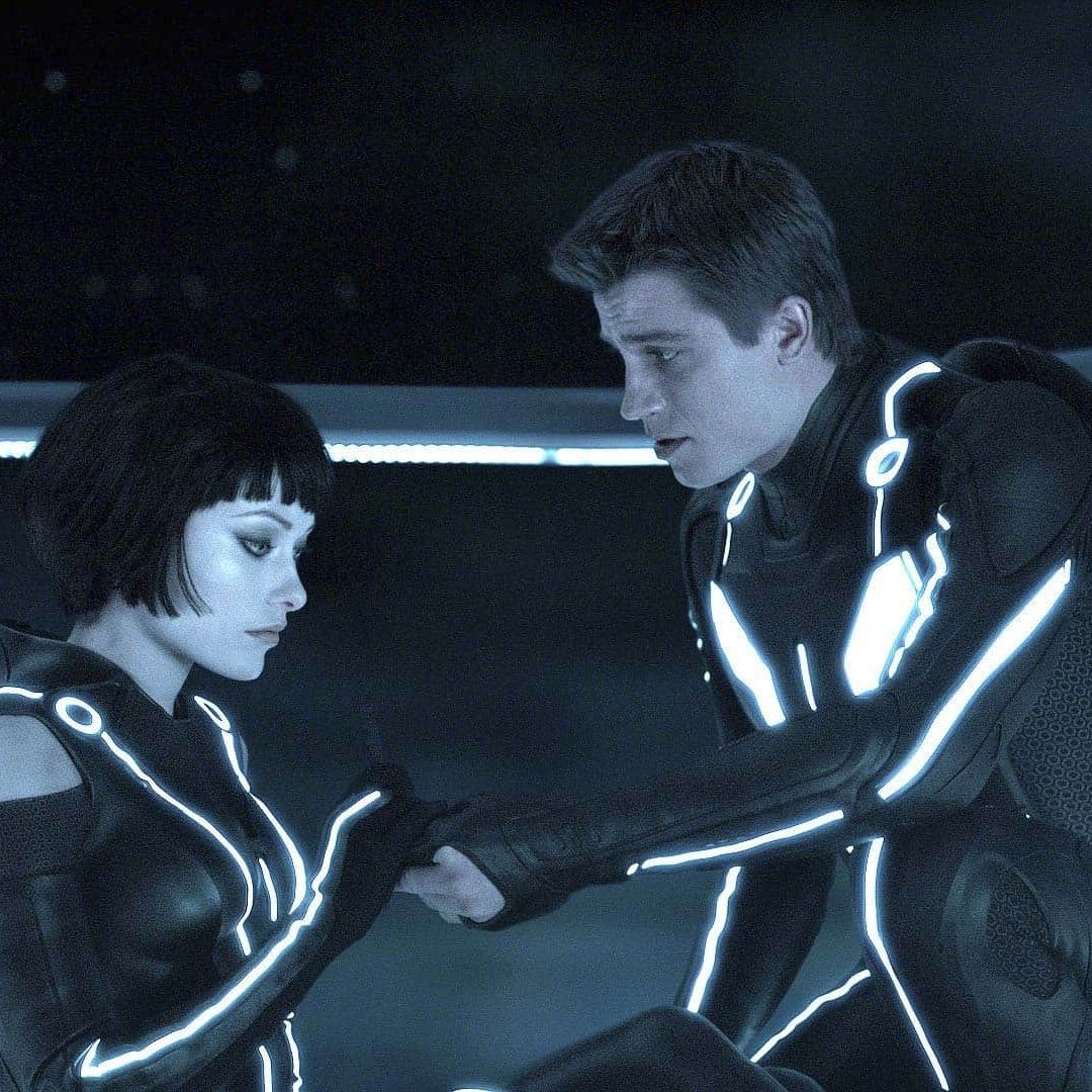 Tron Legacy Quorra And Sam
